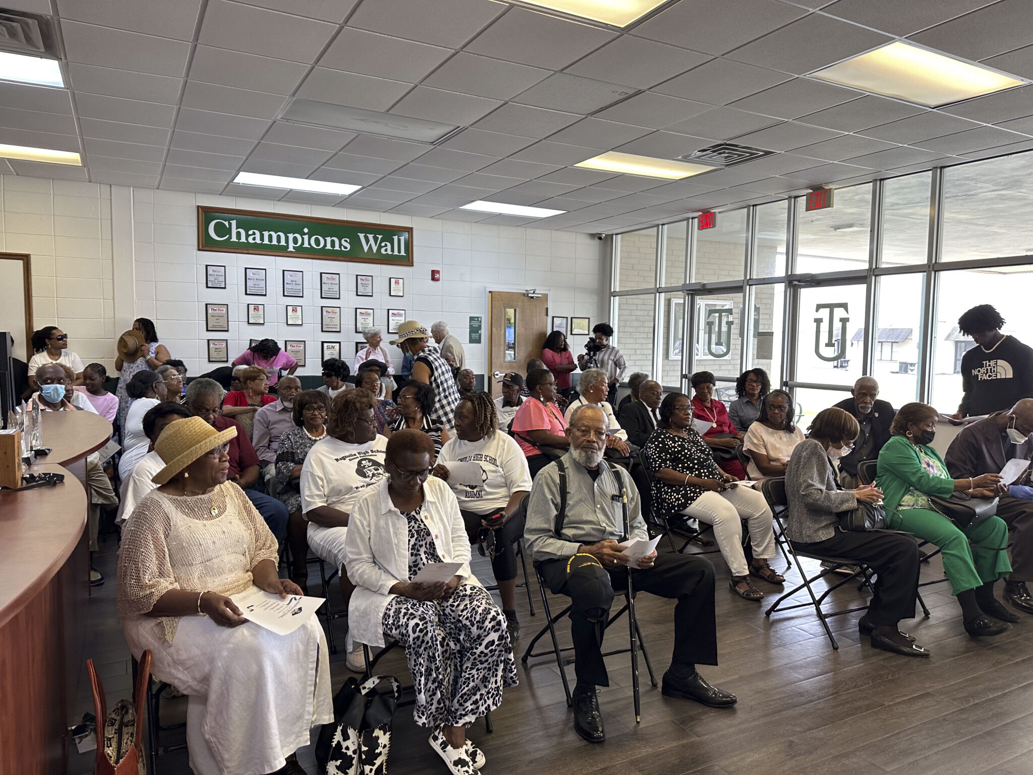 Magnolia High School Alumni Honored - Thomas University